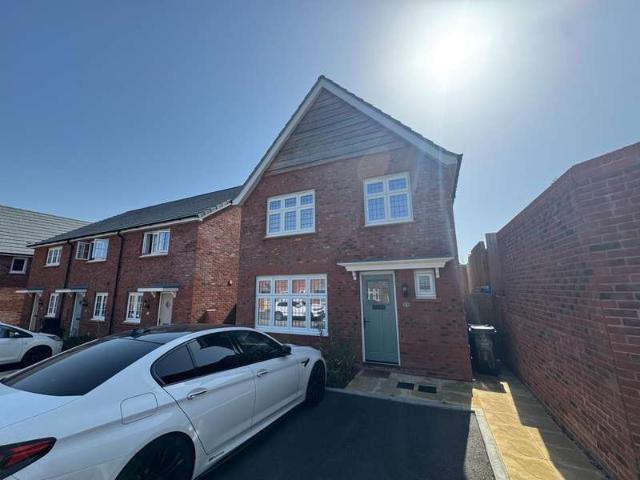 22 Bedroom Detached House