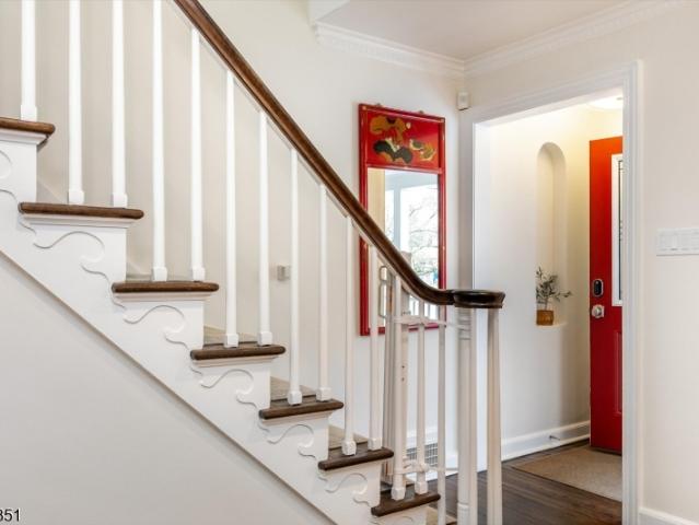 22 Broadview Ave