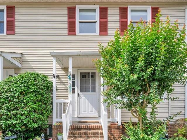 22 Bromley Dr, Williamsburg, VA 23185
