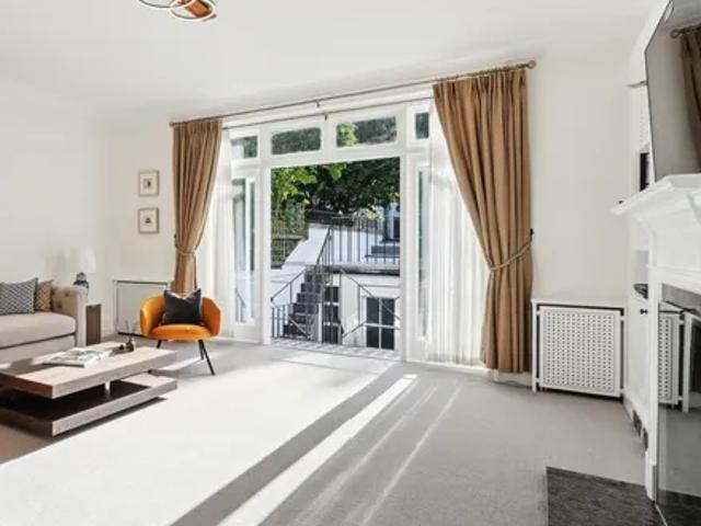 22 Brompton Square, London, SW7 1AF, United Kingdom | 2 bed duplex for rent #132351836 | Rentberry