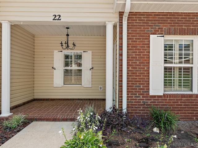 22 Breckenridge Court