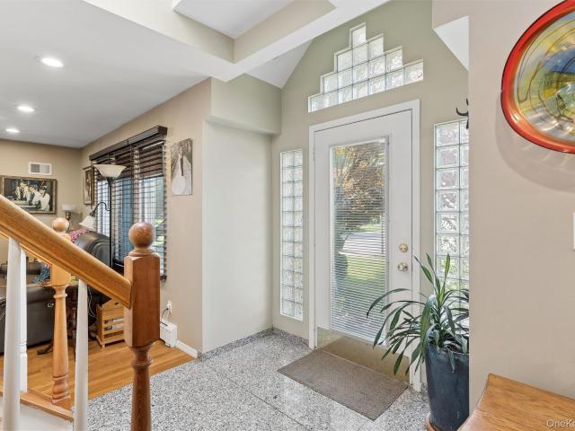 22 Briarcliff Drive