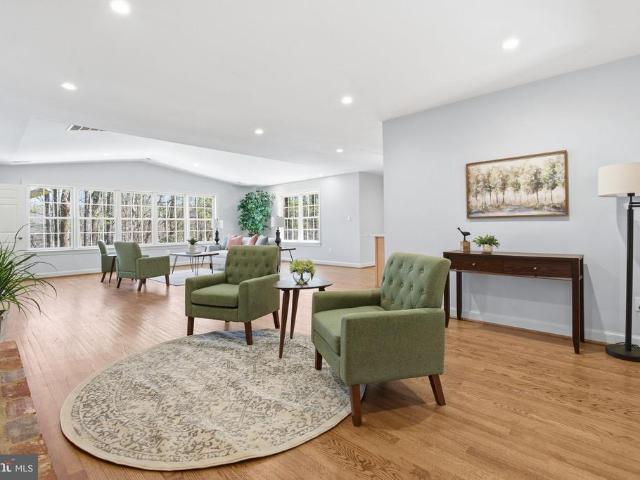 22 Brinkwood Road