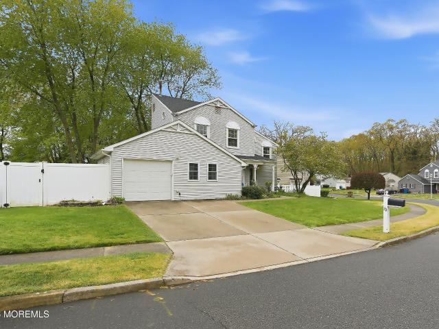 22 Bunker Hill Drive