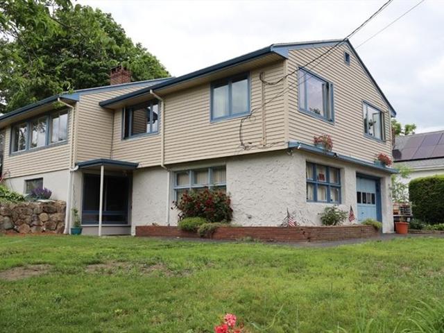 22 Burdett Rd, Lynn, MA 01904