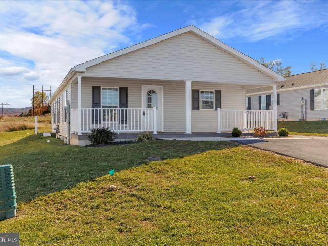 22 Burke Dr, Shippensburg, PA 17257 | MLS #PACB2048 | Compass