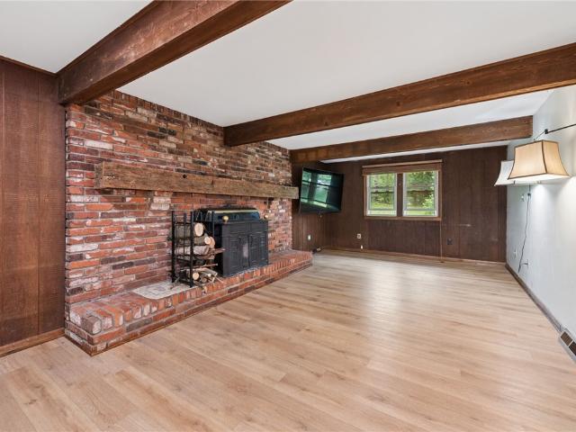 22 Buzzardtown Rd