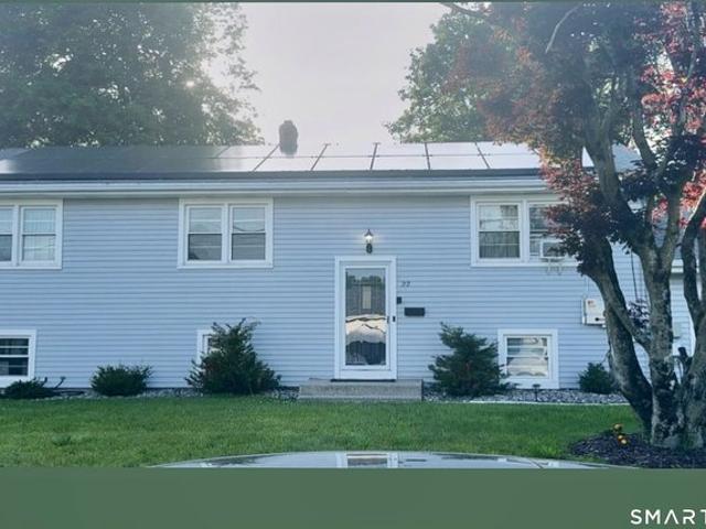 22 Caldwell Dr, New Milford, CT 06776