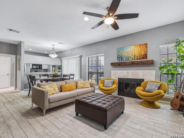 22 Chapel Hill, Unit 22