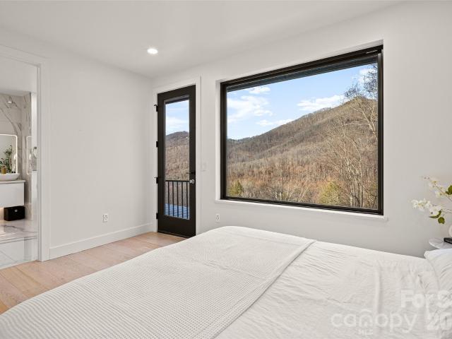 22 Chesten Mountain Dr, Asheville, NC 28803 | MLS #4334