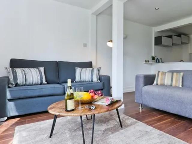 22 City Road, London, EC1Y 2AJ, United Kingdom | 2 bed apartment for rent #31520253 | Rentberry