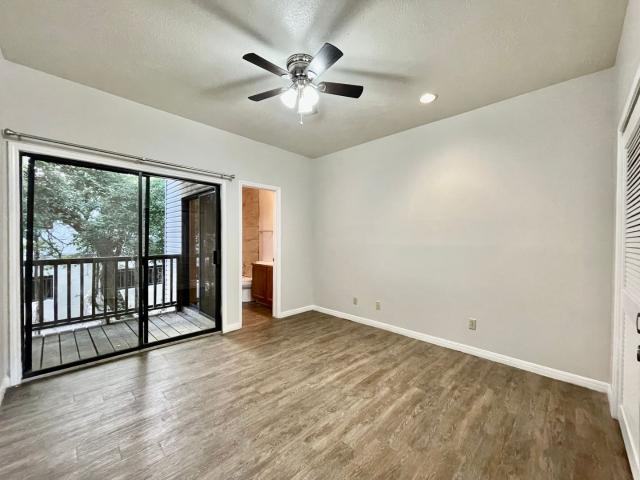 2/2 Condo, Blocks from Campus and Downtown Water and Trash Included!