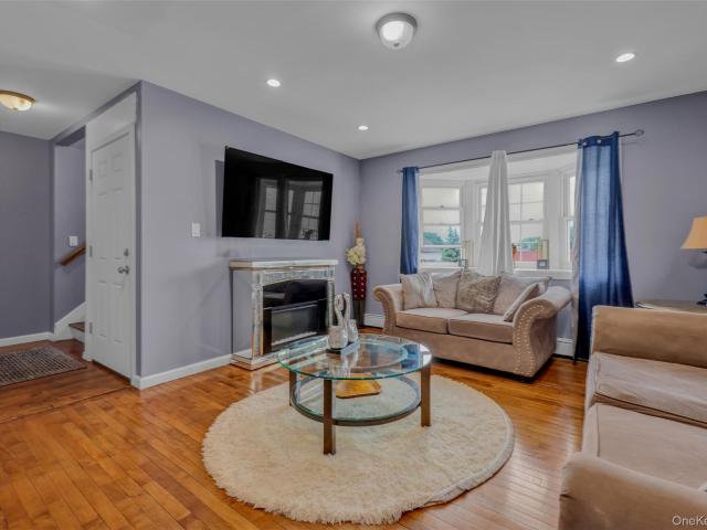 22 Conklin Avenue