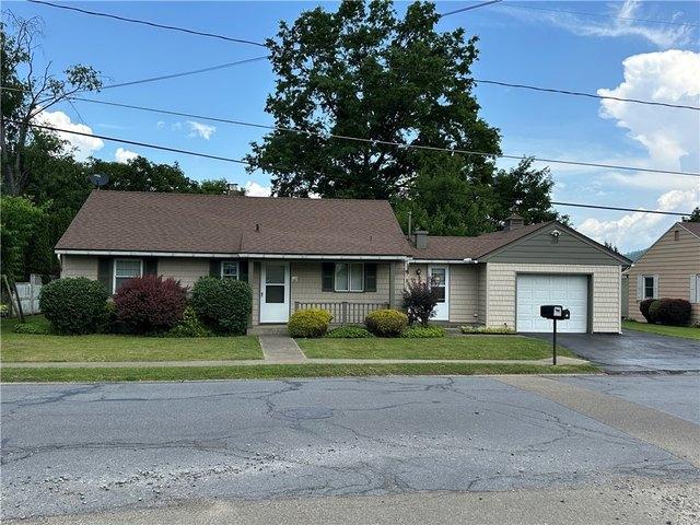 22 Constitution Ave, Bradford, PA 16701