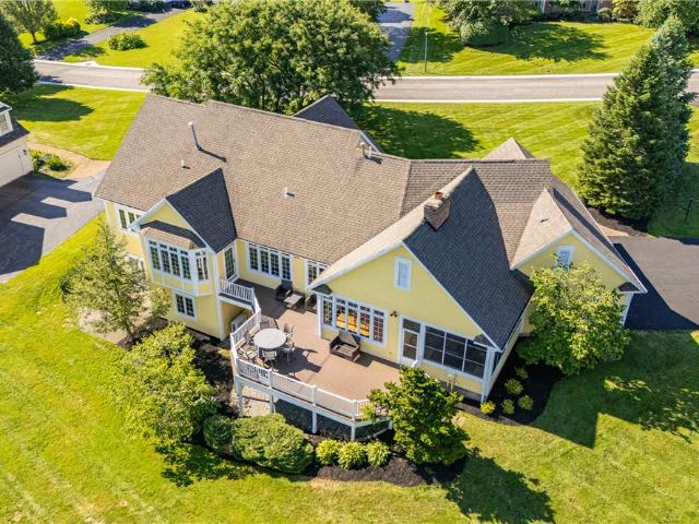 22 Cobblecreek Road