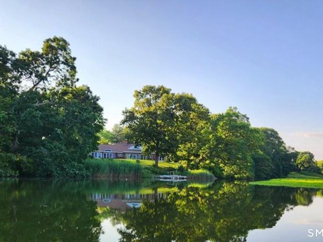 22 Collins Rd, Stonington, CT 06378