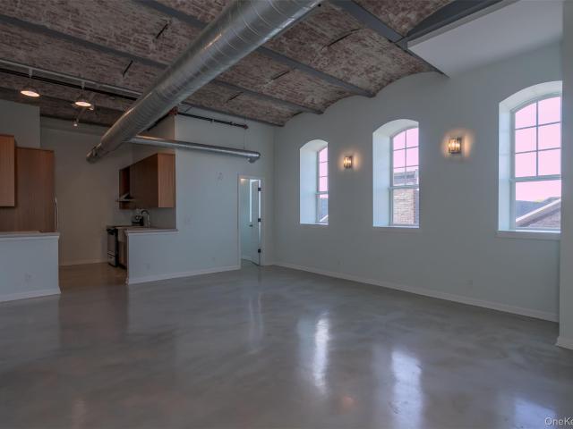 22 Cottage Street 3B