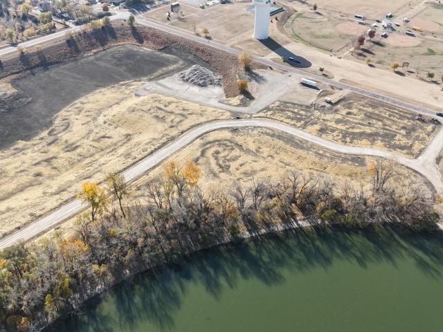 22 Cottonwood Lake Boulevard