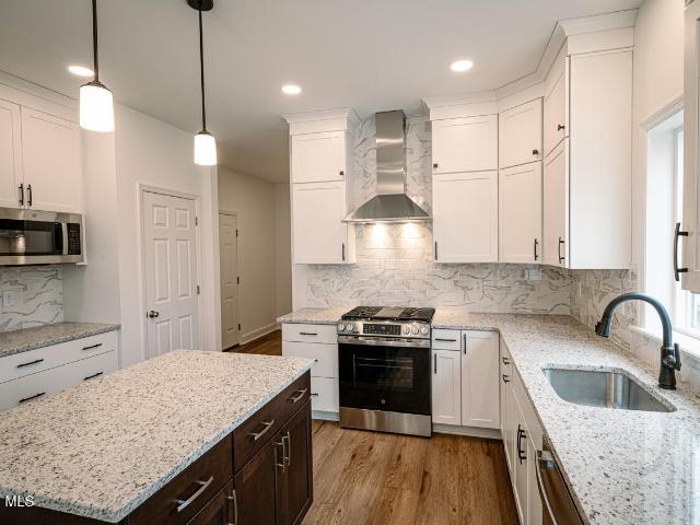 22 Cloverleaf Court
