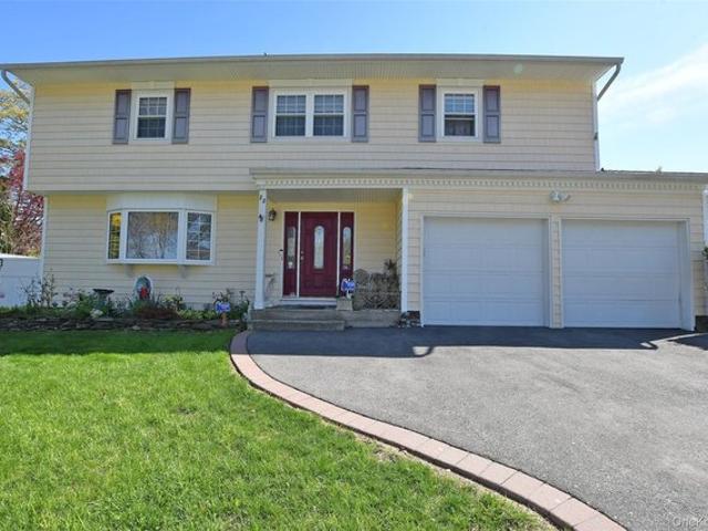 22 Clymer St, Port Jefferson, NY 11776