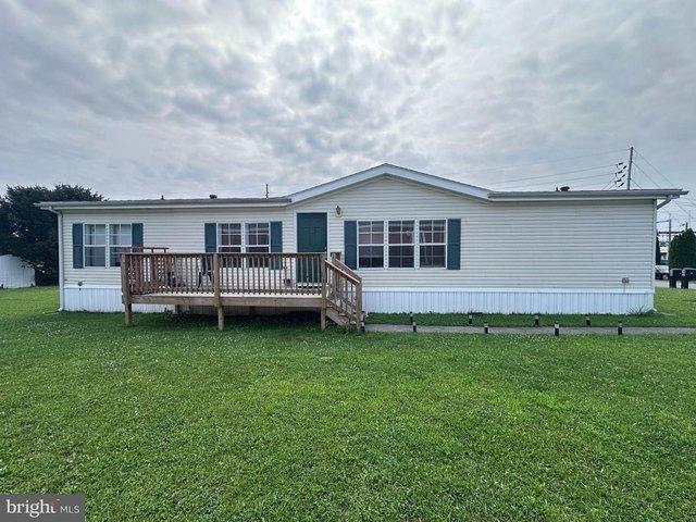22 Crown Ct, Martinsburg, WV 25401