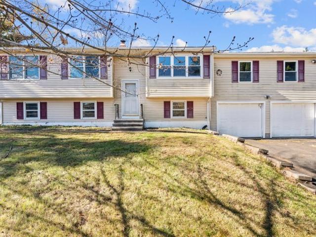 22 Crestview Rd, Plymouth, CT 06786