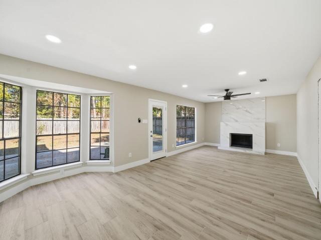 22 Cricket Hollow Place
