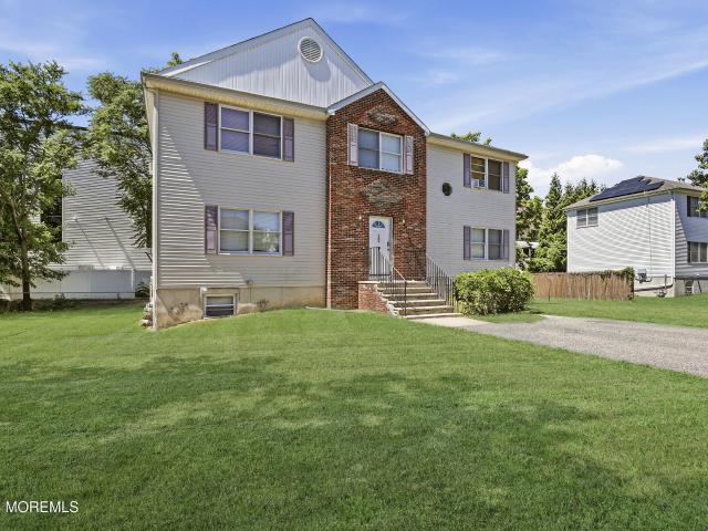 22 Dena Court
