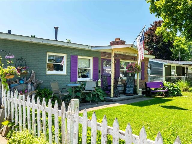 22 Denesha Place