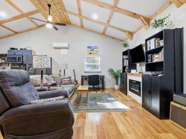 22 Deercrest Lane