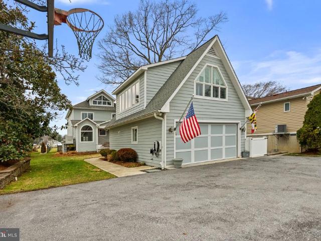 22 E Lake Drive