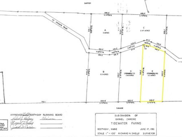22 E Peaceful Acres Dr, Boothbay, ME 04537