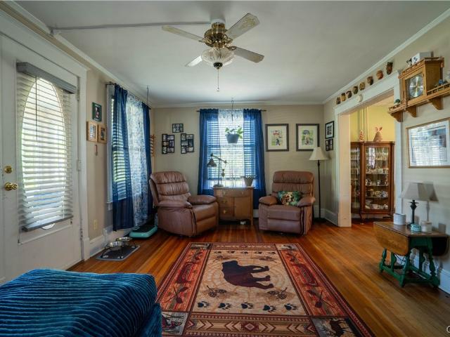 22 E Spofford Avenue