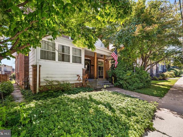 22 E 3Rd Street