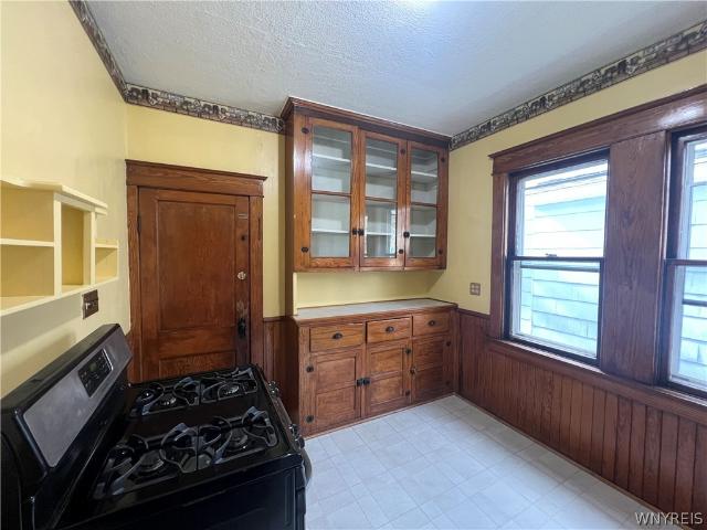 22 Edgewood Avenue