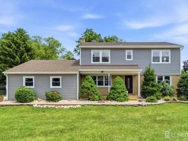 22 Edward St, East Brunswick, NJ 08816