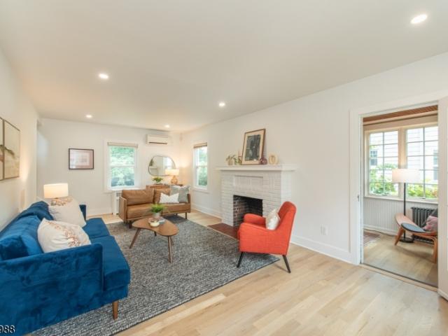 22 Euclid Pl