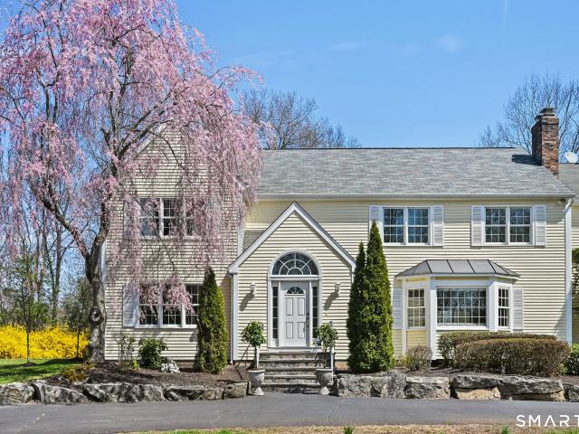 22 Fox Run, Wilton, CT 06897 | MLS #24167 | Compass