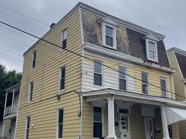 22 Frank S Brown Blvd, Steelton, PA 17113