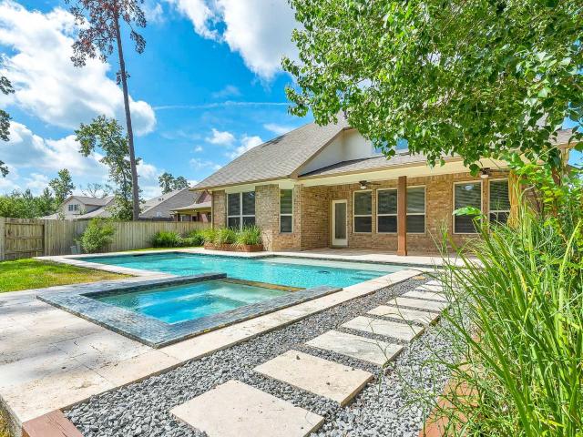 22 Garden Path Place