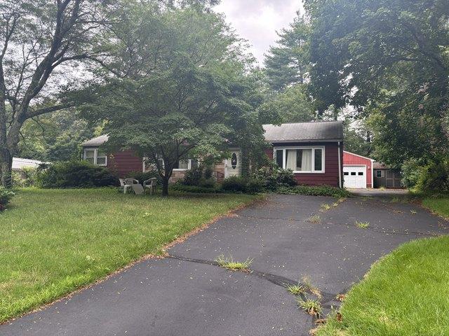 22 Girard Ave, Farmington, CT 06032