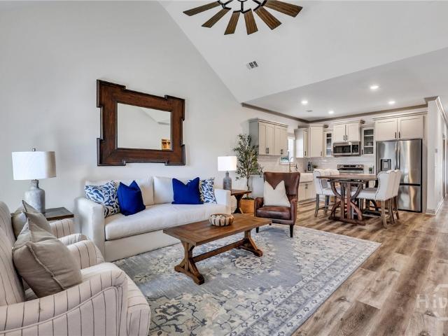 22 GroveHollow Road