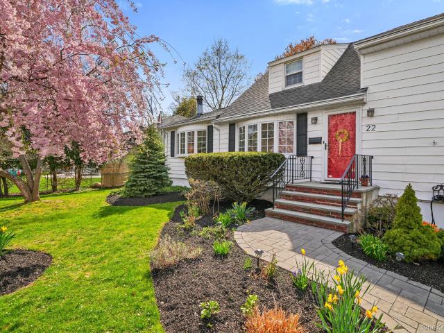 22 Grand Avenue