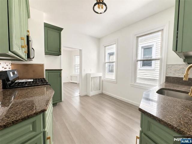 22 Harrison Avenue 2, Garfield, US, NJ