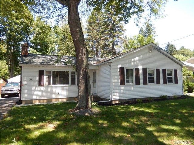 22 Henderson Pl, Hamburg, NY 14075