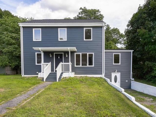22 Henmond Blvd, Poughkeepsie, NY 12603