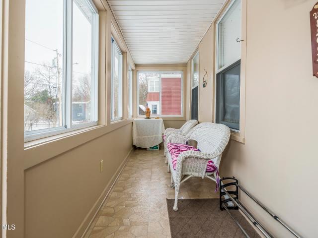 22 Heatherington St, Scotia, NY 12302 | MLS #202530 | Compass