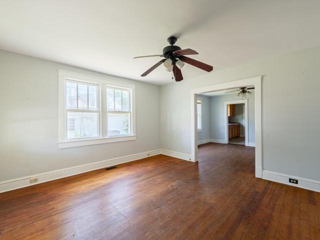 22 Hester Street