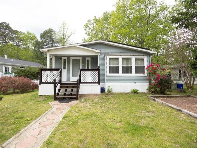 22 Hickory Ln, Mays Landing, NJ 08330