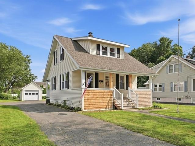 22 Highland View St, Westfield, MA 01085